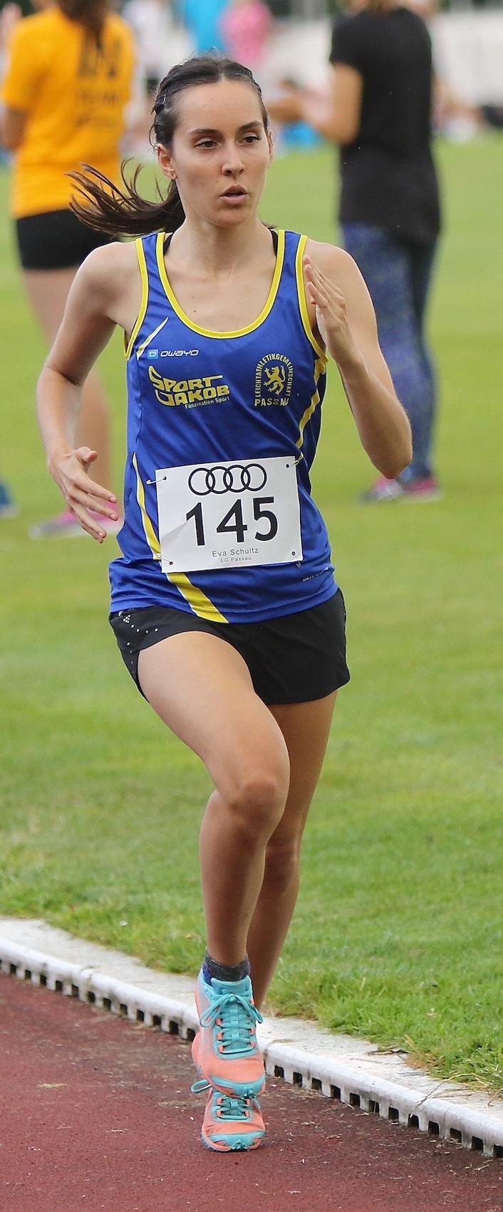 Schultz Eva – LG Passau